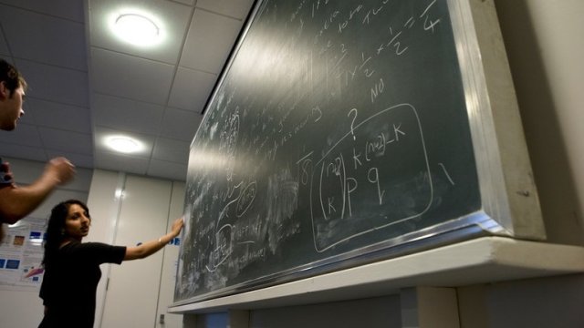 Maths and physics outreach for schools & colleges | University of Surrey